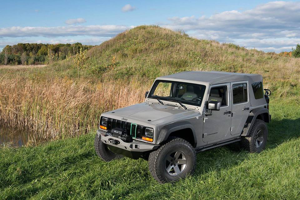 Wrangler with Land Rover Defender front? | Jeep Wrangler Forum
