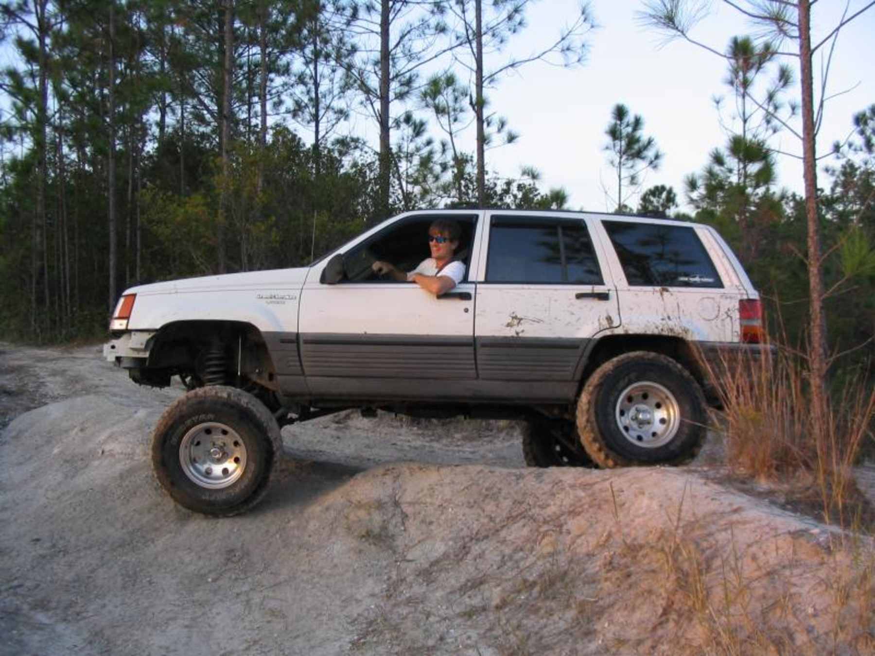 93 Grand Cherokee ZJ by Brad B. of Biloxi, MS | Quadratec
