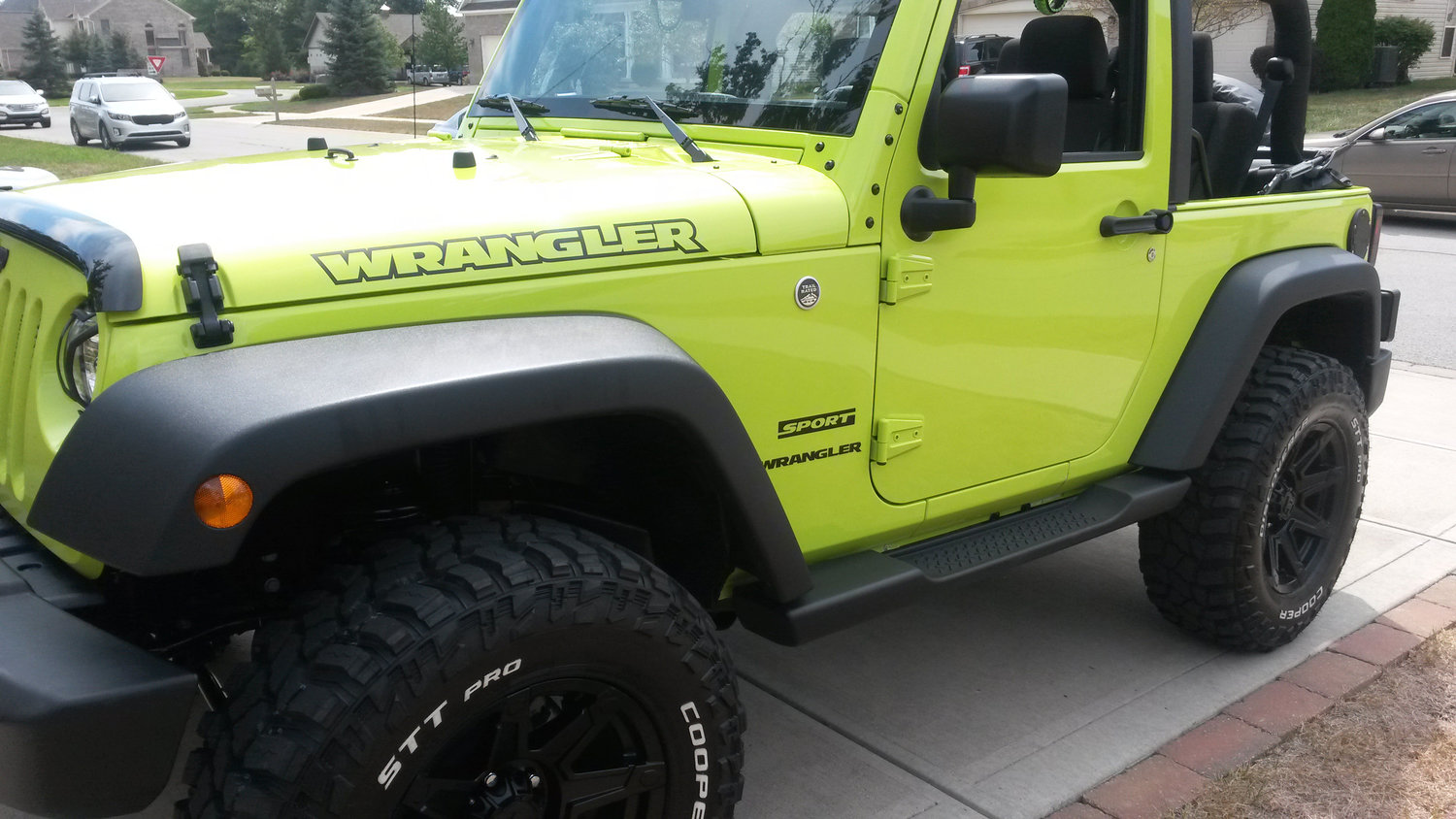 Rugged Ridge 18360.22 1.75" Spacer Lift Kit with Shocks for 07-18 Jeep ...