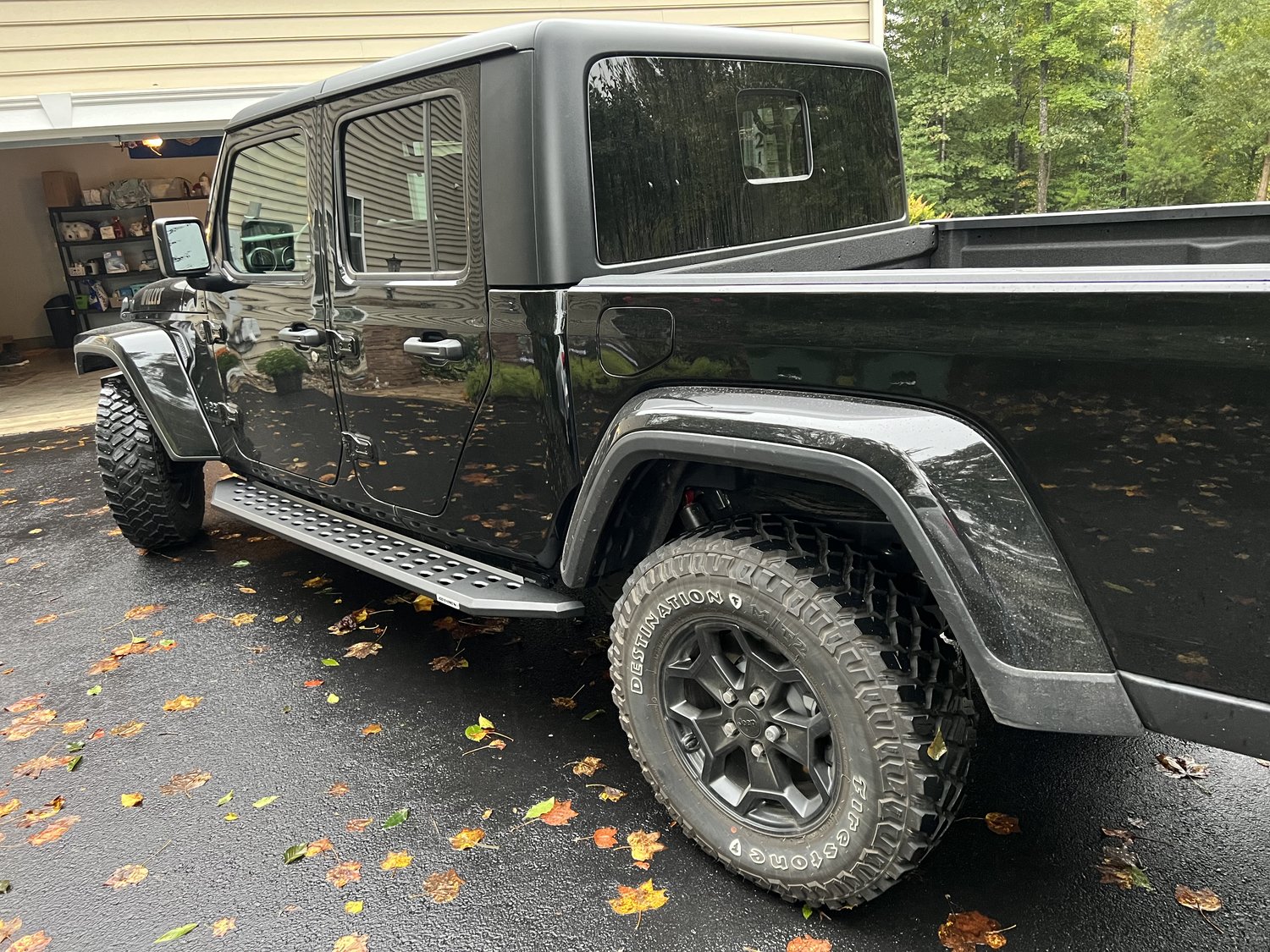 Go Rhino RB20 Running Boards for 20-21 Jeep Gladiator JT | Quadratec
