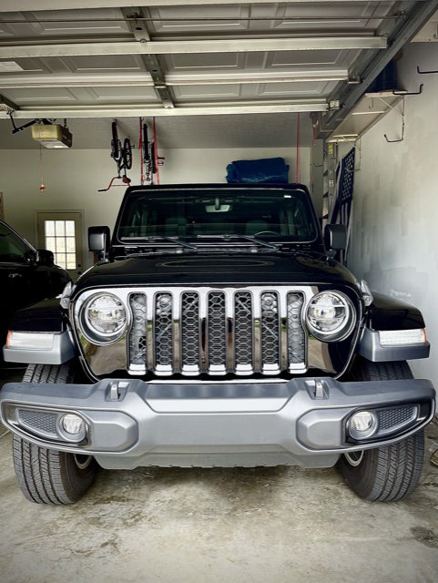 Mopar End Cap Applique for 18-20 Jeep Wrangler JL & Gladiator JT with ...