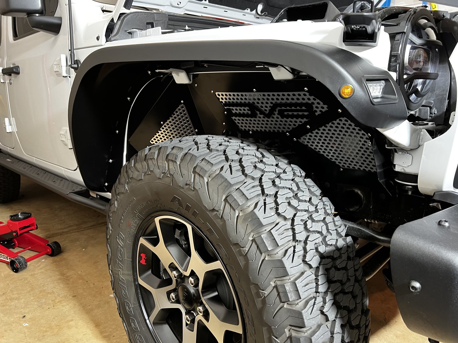 DV8 Offroad Front Inner Fenders for 18-23 Jeep Wrangler JL & Gladiator ...