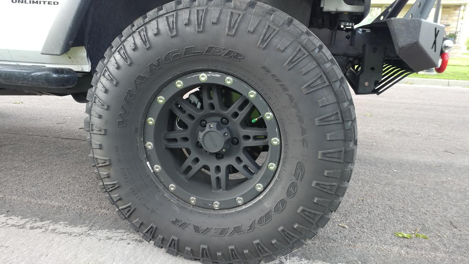 Pro Comp Series 31 Wheel in Black for 07-18 Jeep Wrangler JK and 99-18 ...