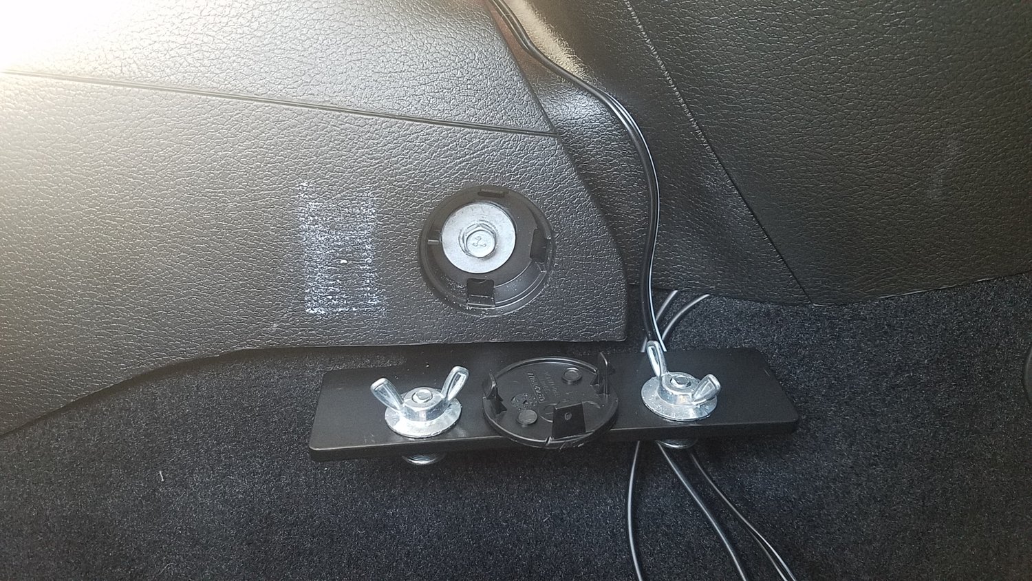 Quadratec JK-CBMU Quick Disconnect CB Radio Mount for 11-18 Jeep ...