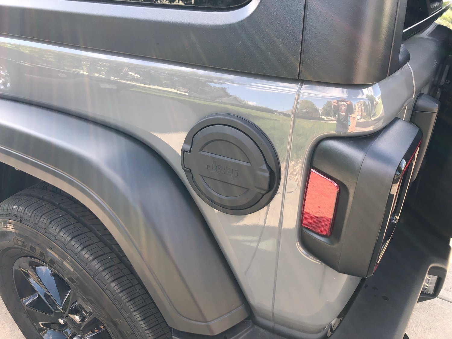 Mopar 82215123 Black Fuel Door for 18-22 Jeep Wrangler JL | Quadratec