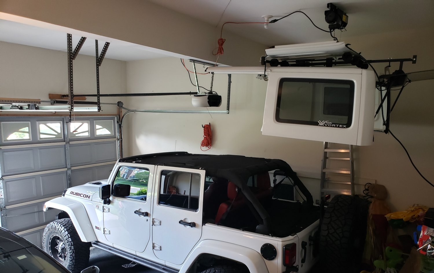 Smittybilt 510001 Hard Top Hoist for 76-18 Jeep CJ-7, Wrangler YJ, TJ ...