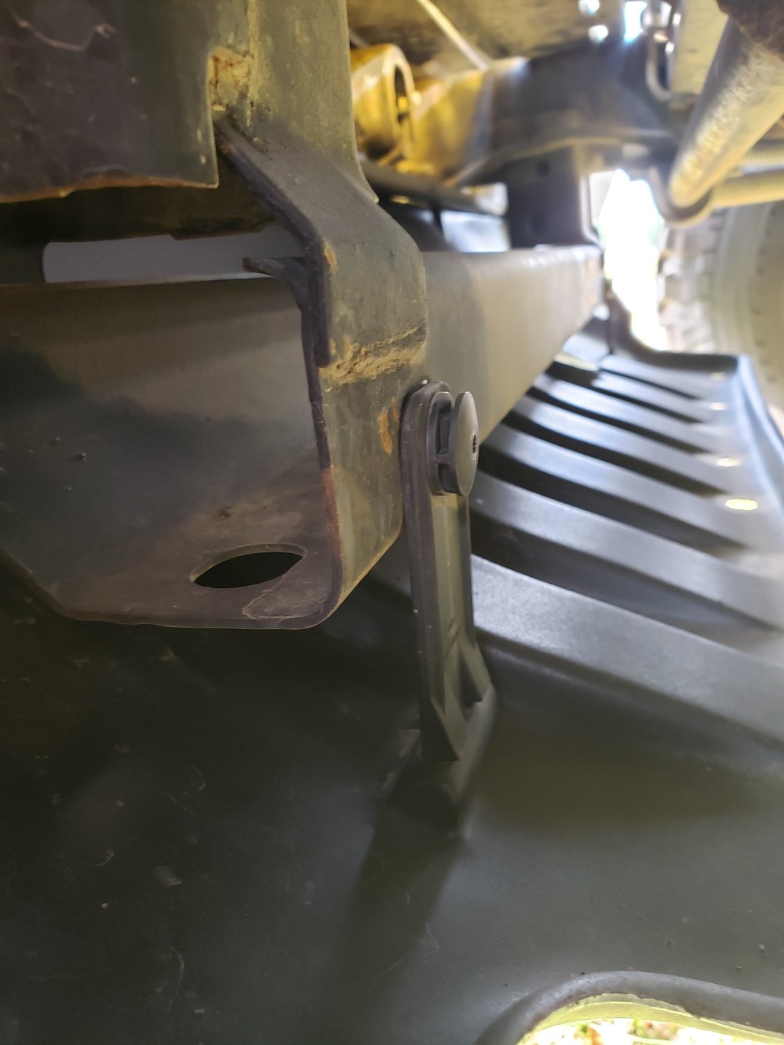 Mopar 6510734AA Front Bumper Push Pin for 07-20 Jeep Wrangler JL and JK ...