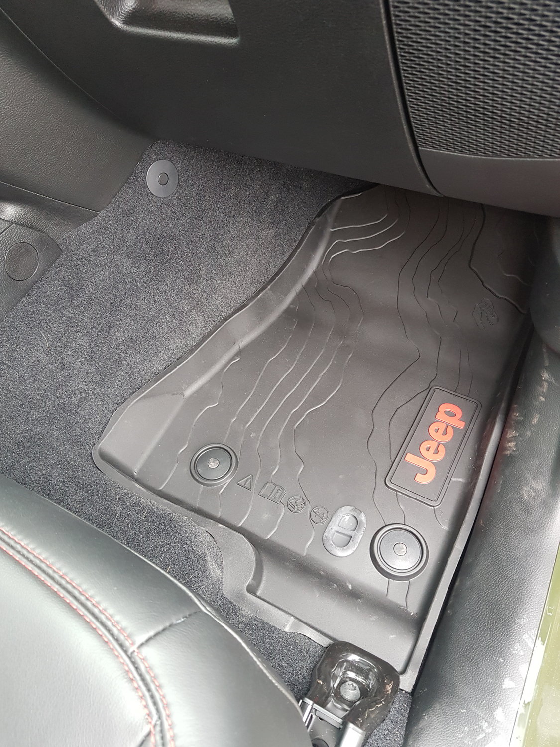 Mopar All-Weather Front & Rear Floor Liner Set for 18-24 Jeep Wrangler ...