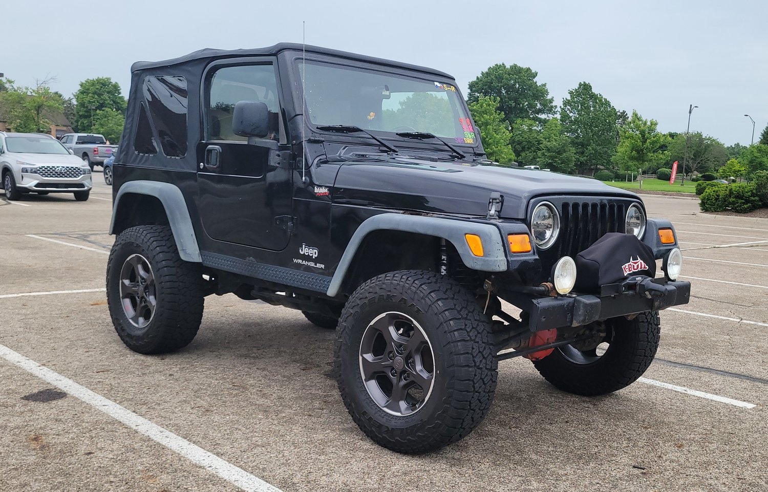 Quadratec 3.5" Coil Spring Suspension Lift Kit with FOX IFP Mono-Tube ...