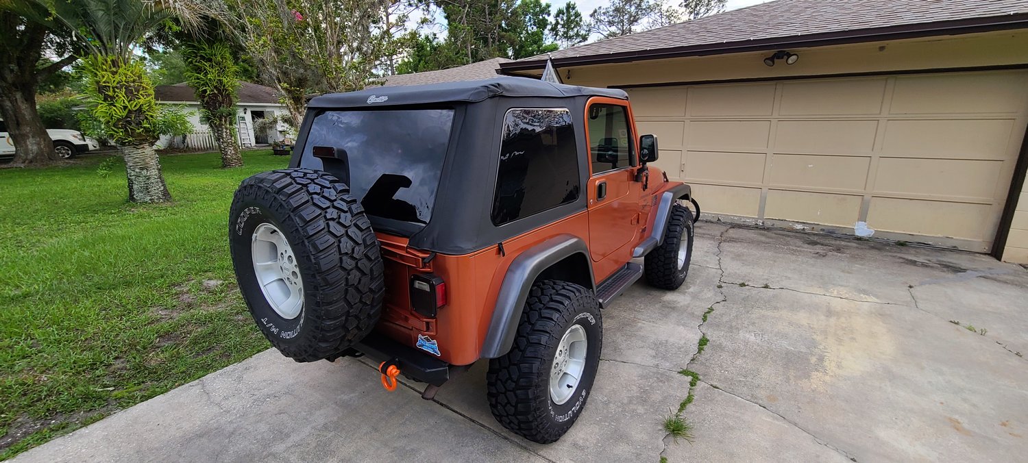 Bestop 56820-35 Trektop NX Soft Top for 97-06 Jeep Wrangler TJ | Quadratec