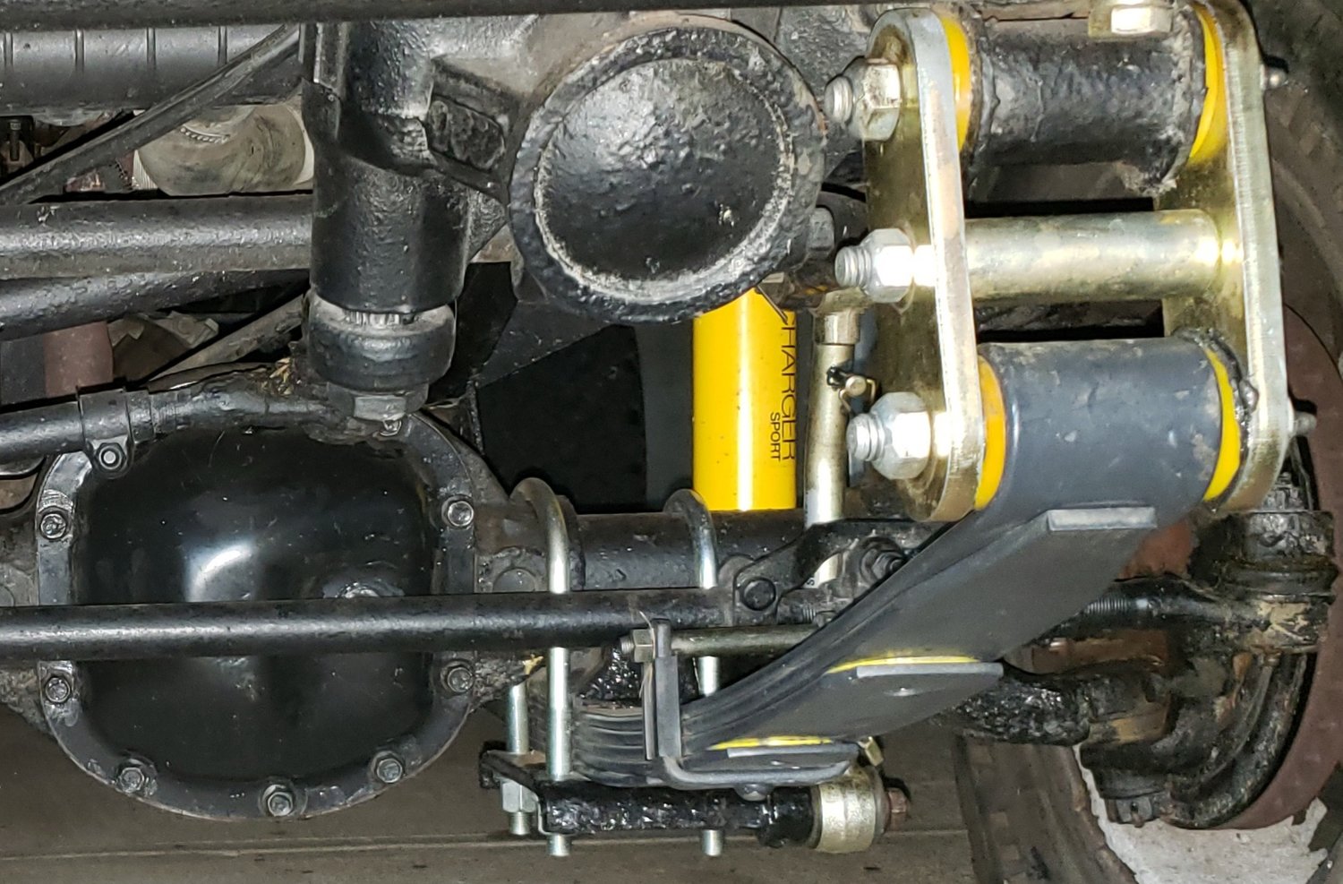 Old Man Emu CS036R 2.5" Rear Medium Load Leaf Spring for 87-95 Jeep ...