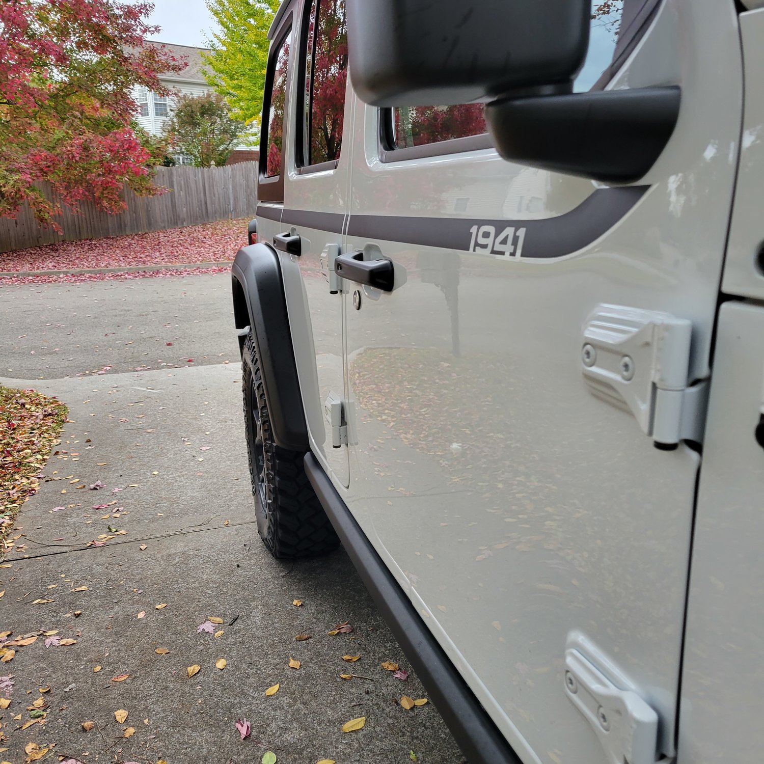 Mopar 82215731 "1941" Swoosh Side Decal for 18-24 Jeep Wrangler JL ...