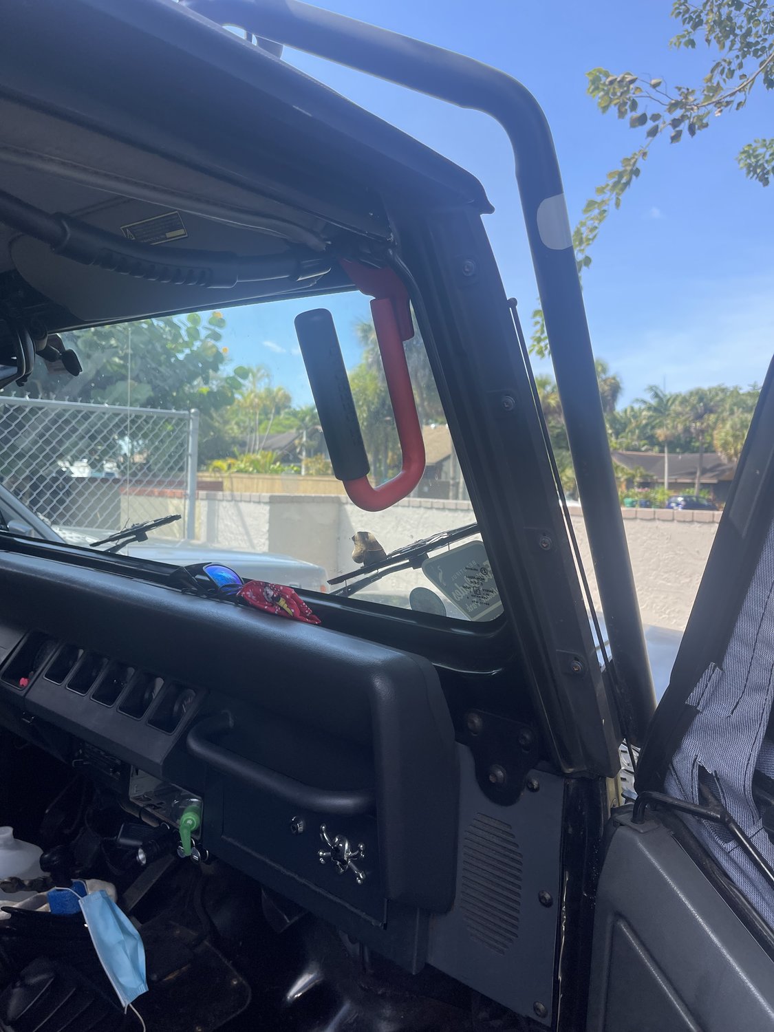 Crown Automotive RT27062 Rough Trail Front Grab Handles for 87-95 Jeep ...