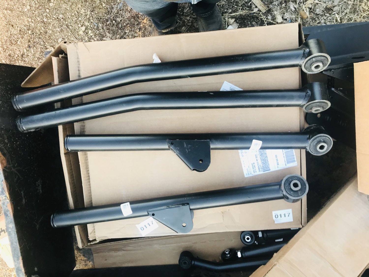 Rough Country 90820 4in Long Arm Suspension Lift Kit for 99-04 Jeep ...