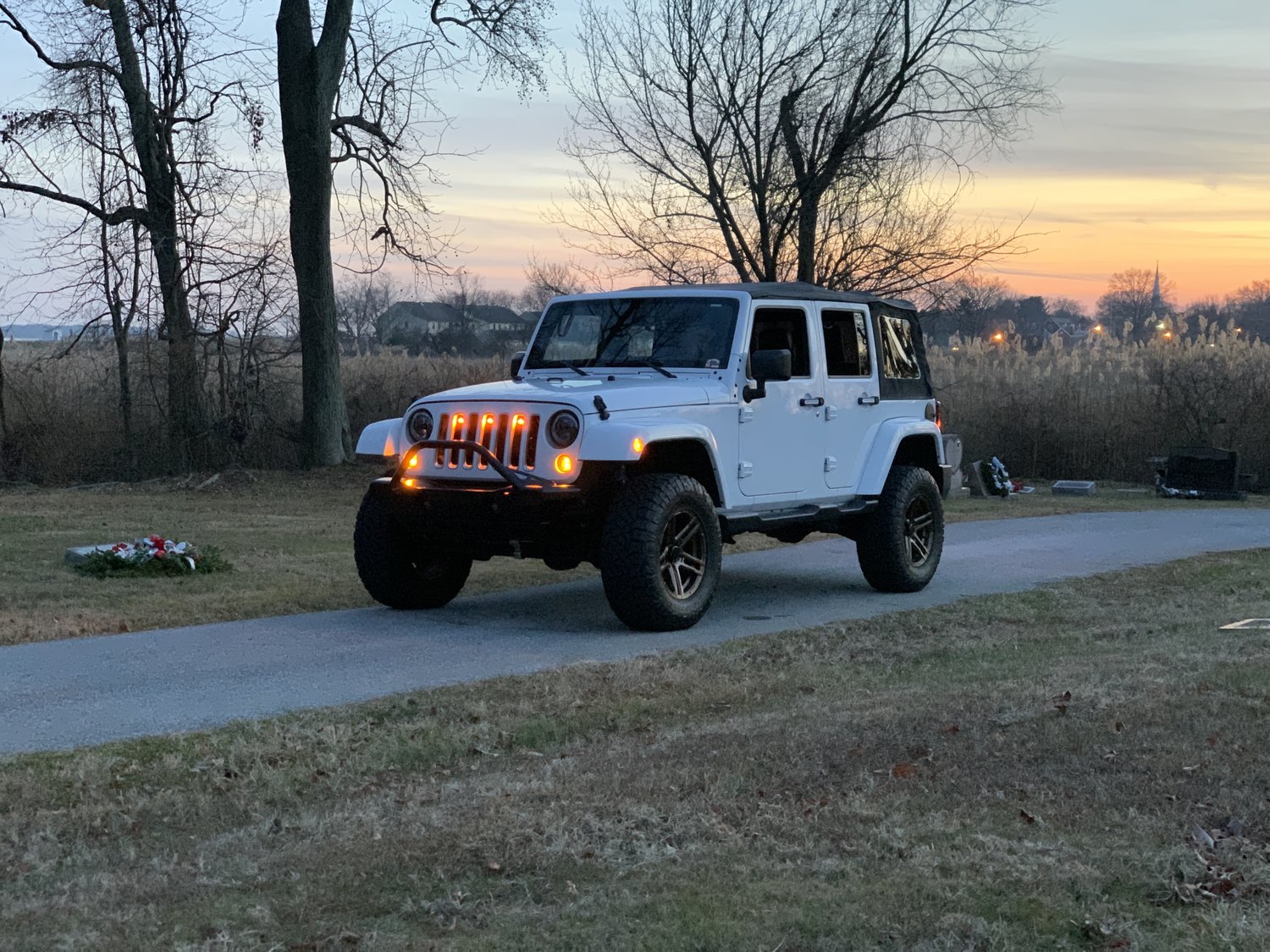 Quadratec Pre-Runner LED Light Bar Kit for 07-18 Jeep Wrangler JK ...