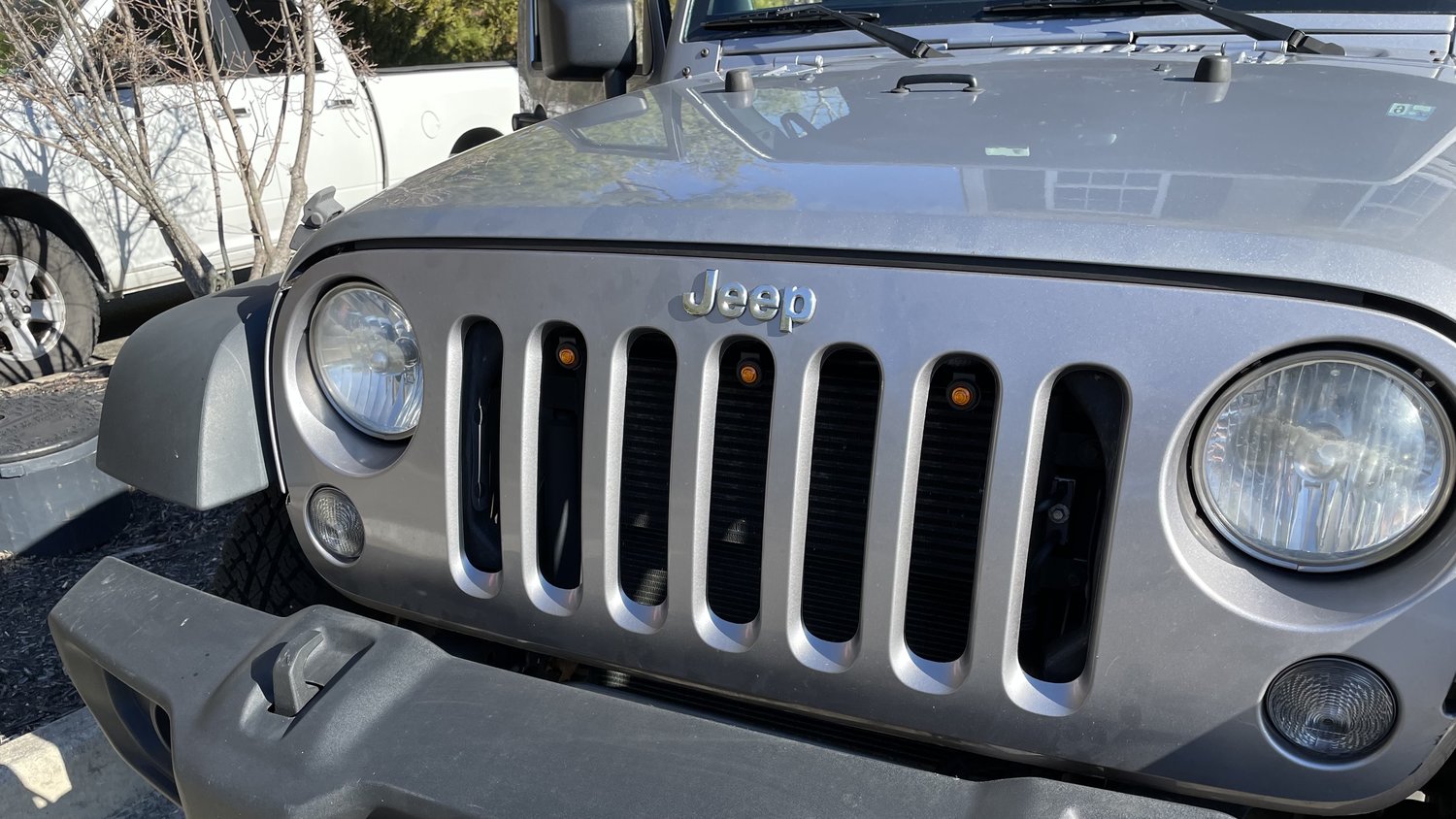 Quadratec Pre-Runner LED Light Bar Kit for 07-18 Jeep Wrangler JK ...