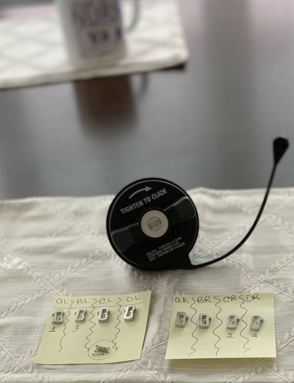 Mopar Locking Gas Cap for 18-23 Jeep Wrangler JL & Gladiator JT | Quadratec