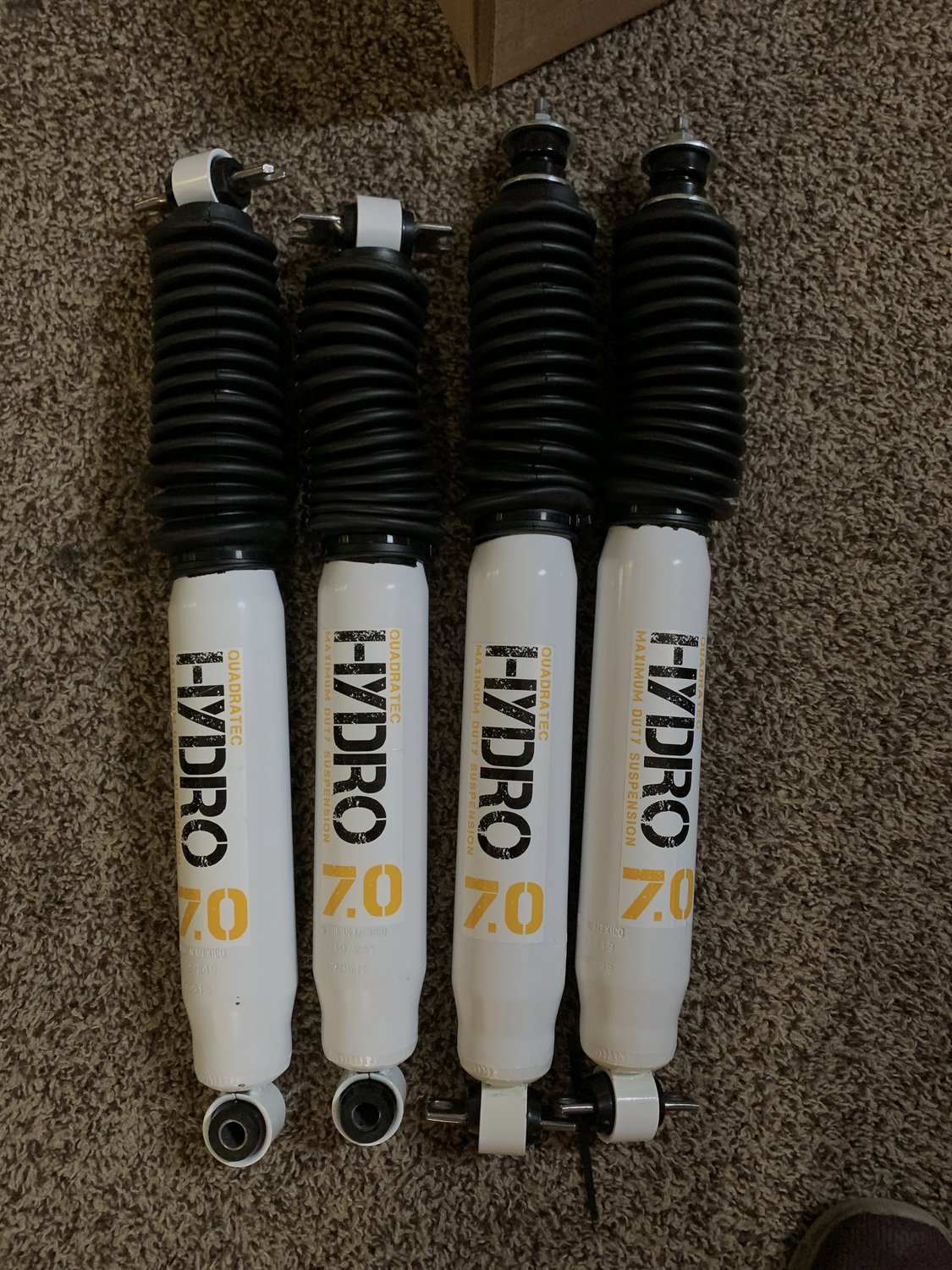 Quadratec Maximum Duty Hydro 7.0 Shock Kit for 84-06 Jeep Cherokee XJ ...