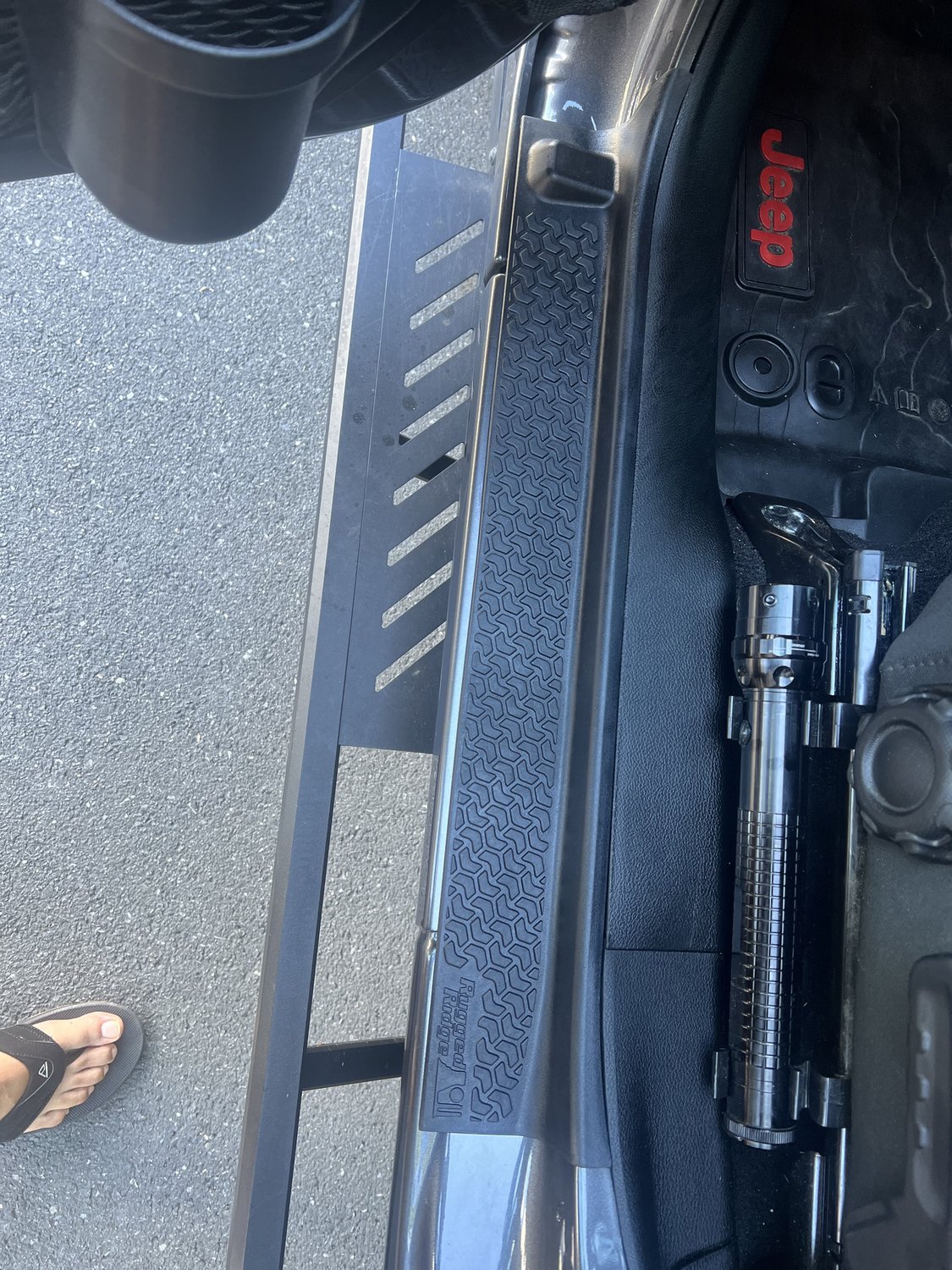 Quadratec Flashlight Holder for 18-23 Jeep Wrangler JL Unlimited ...