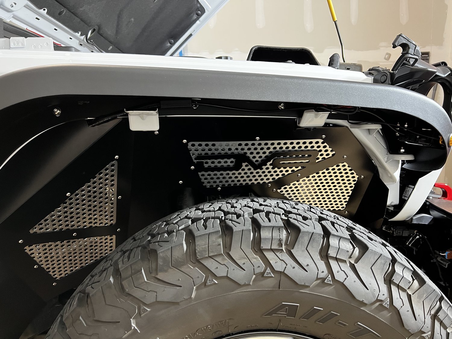 DV8 Offroad Front Inner Fenders for 18-23 Jeep Wrangler JL & Gladiator ...