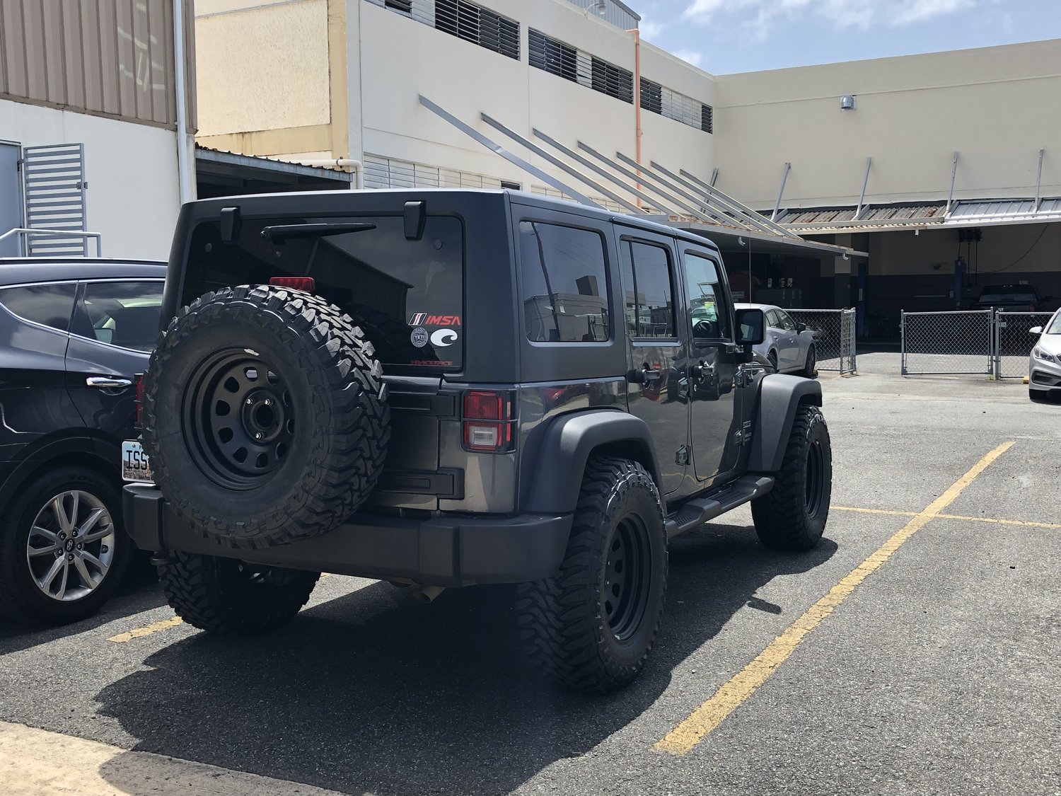 TACTIK D Window Classic Wheel in 17x9 with 4.75in Backspace for 07-22 ...