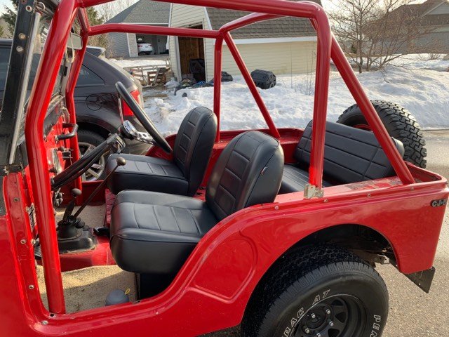 Smittybilt 44801 SMI Low Back Bucket Seat in Black Vinyl for 55-75 Jeep ...