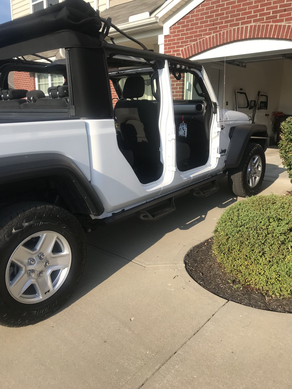 N-FAB PRJ1980T-TX Predator Pro Nerf Steps for 20-22 Jeep Gladiator JT ...