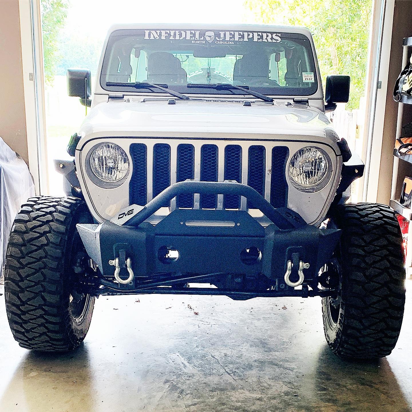 DV8 Offroad FBSHTB-13 FS-13 Hammer Forged Front Stubby Bumper for 07-20 ...