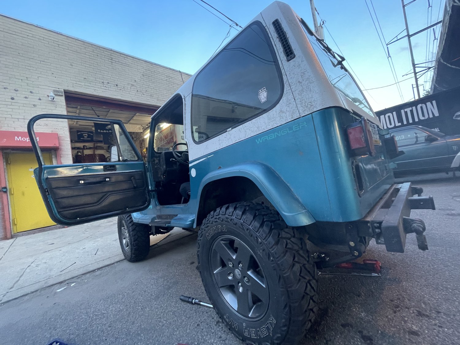 Quadratec Maximum Duty Nitro 8.0 Shock Kit for 87-95 Jeep Wrangler YJ ...