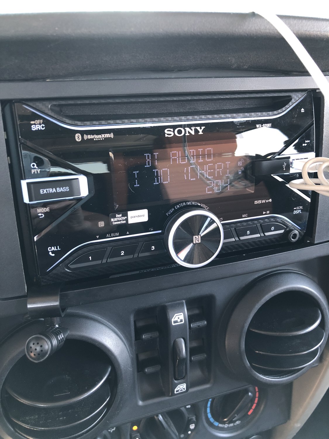 Sony WX-920BT CD Receiver with Bluetooth | Quadratec