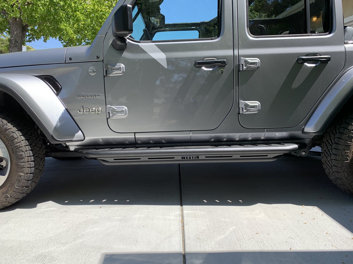 Westin 42-6025 Triple Tube Rock Rails 18-24 Jeep Wrangler JL Unlimited ...