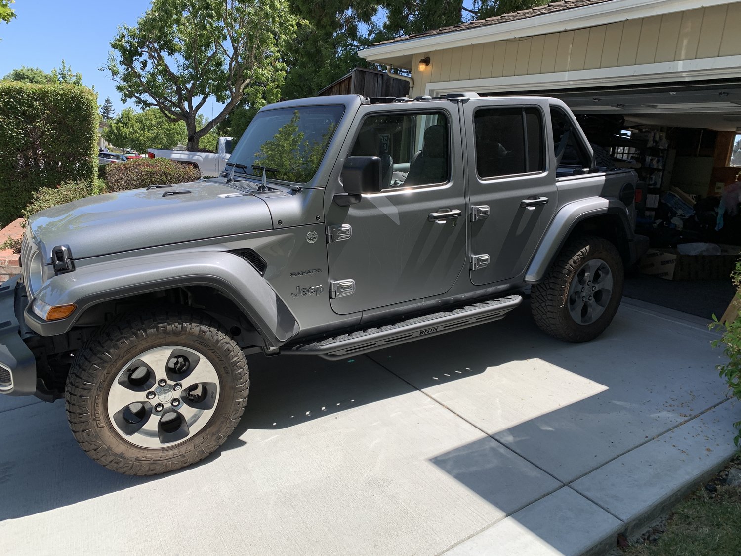 Westin 42-6025 Triple Tube Rock Rails 18-24 Jeep Wrangler JL Unlimited ...