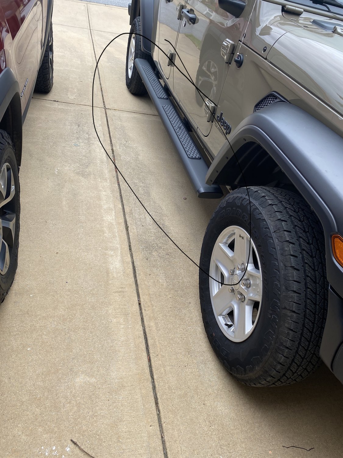 Mopar 82215609 Tubular Side Steps for 2020 Jeep Gladiator JT | Quadratec