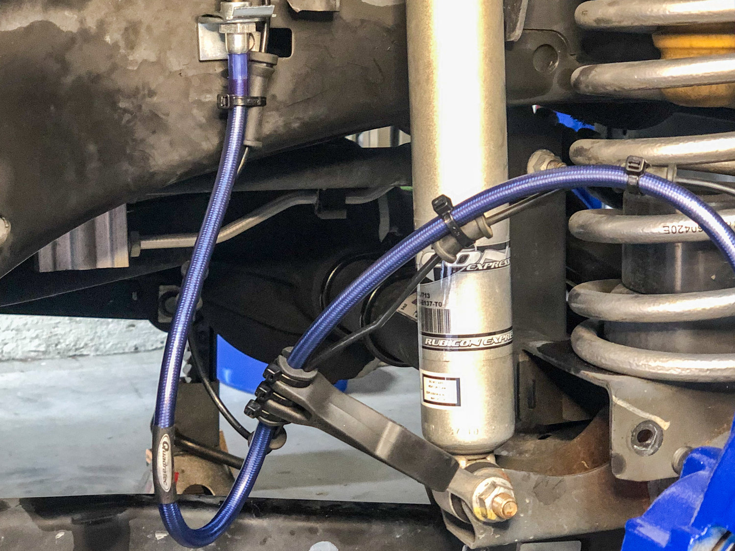 Crown Performance Products 5 Layer Custom Brake Lines for 11-18 Jeep ...