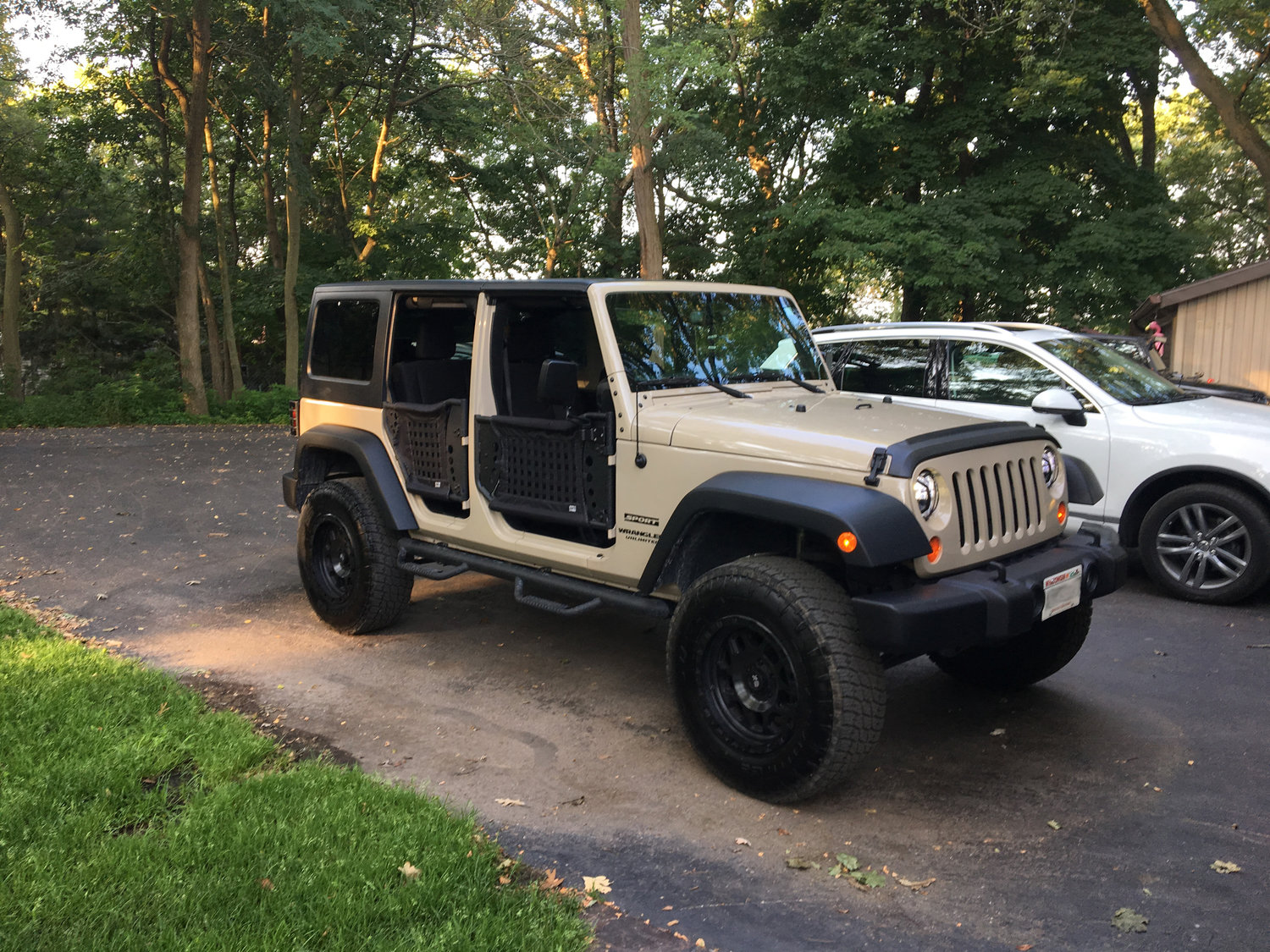 Bushwacker 14013 TrailArmor Bug Guard & Tailgate Protector for 07-18 ...