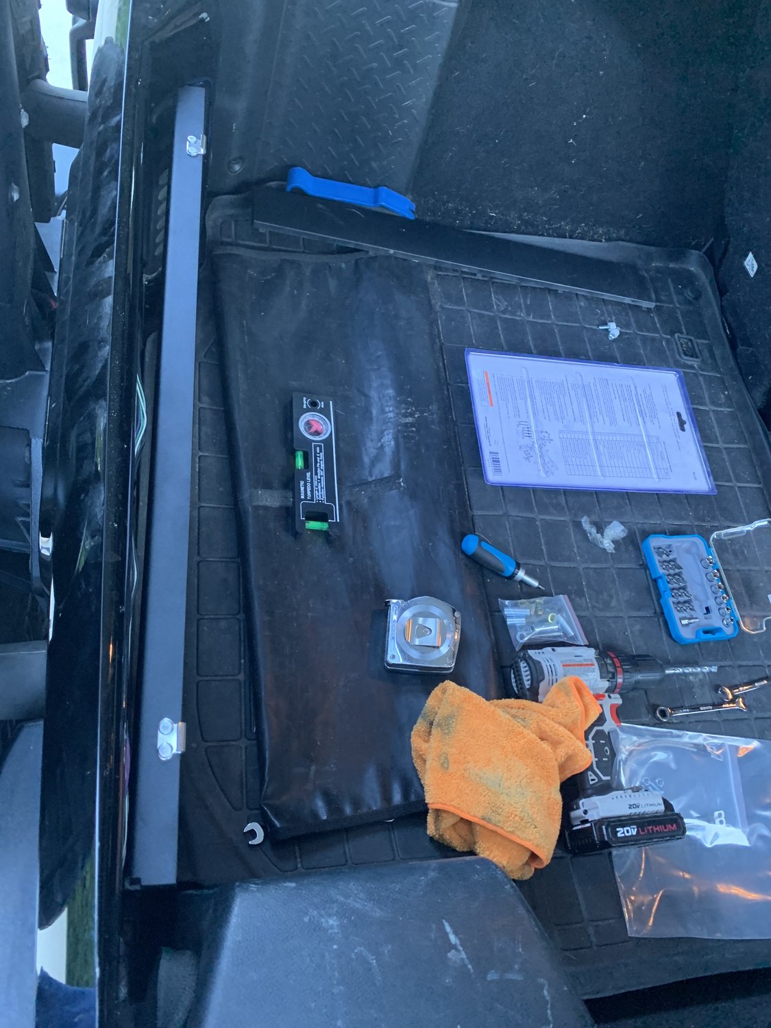 Quadratec Tailgate Table for 07-23 Jeep Wrangler JK & JL | Quadratec