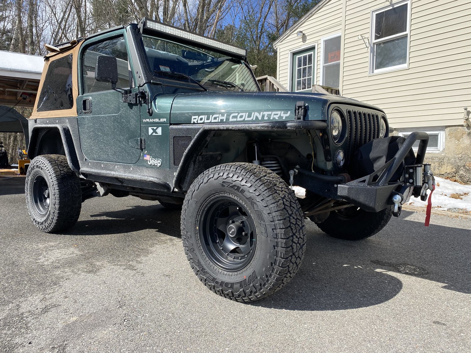 Bestop 56820-35 Trektop NX Soft Top for 97-06 Jeep Wrangler TJ | Quadratec