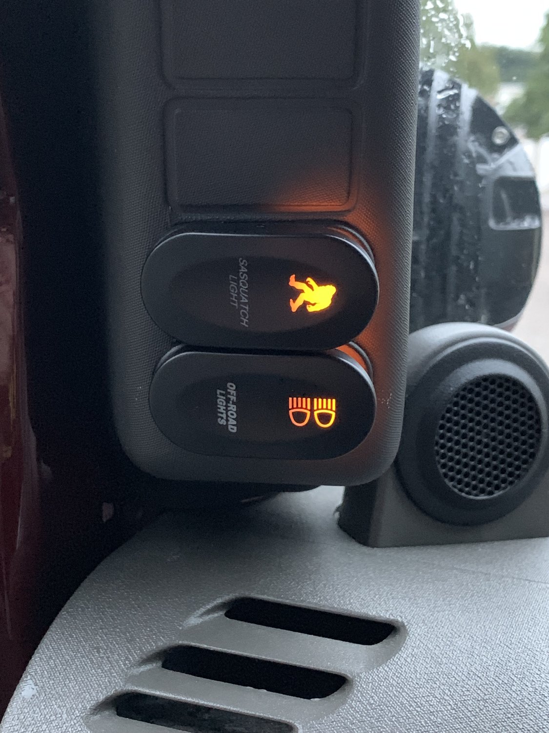 Rugged Ridge Laser Etched Rocker Switches | Quadratec