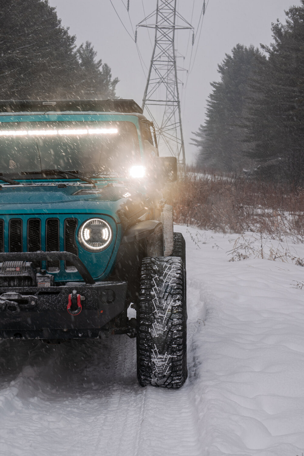 Quadratec STEALTH LED Auxiliary Radius Cube Lights | Quadratec