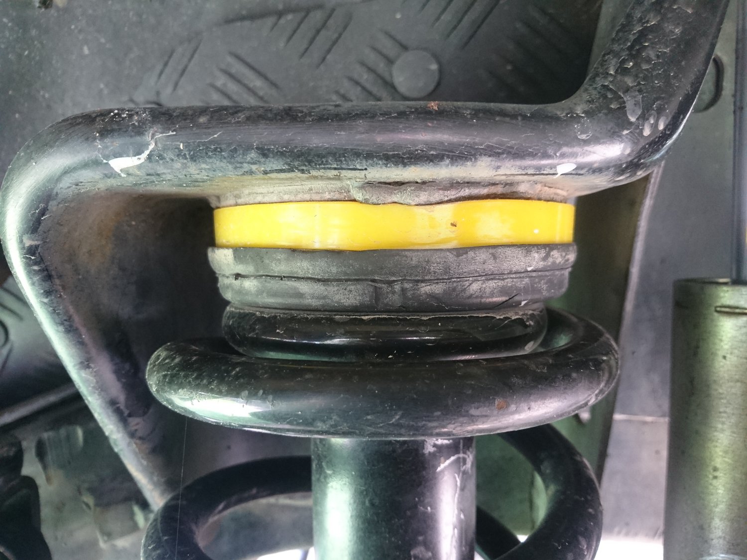 Old Man Emu OMEJGF10 10mm Front Trim Spacer for 84-06 Jeep Cherokee XJ ...