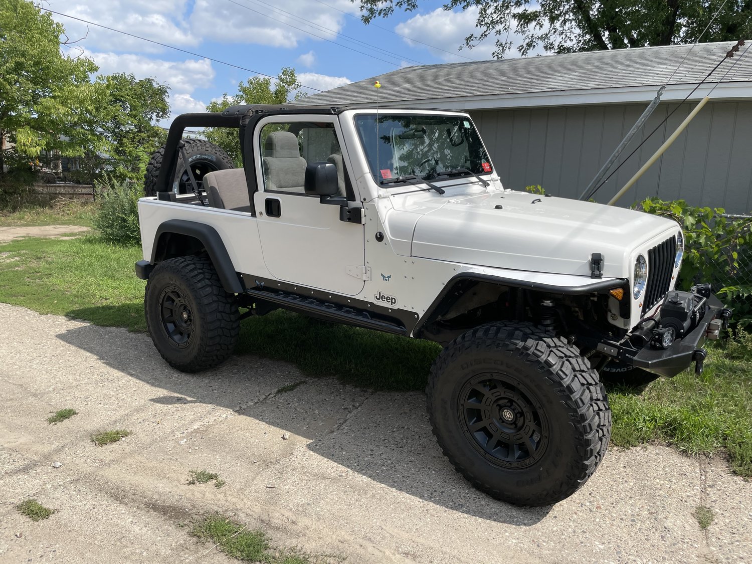 ICON Alloys Thrust Wheel for 87-06 Jeep Wrangler YJ & TJ | Quadratec