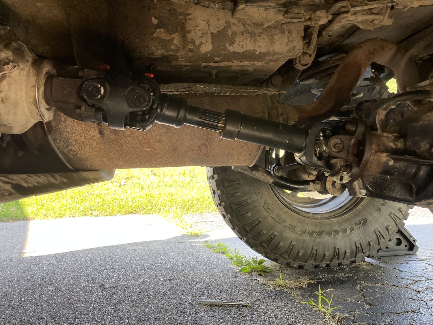 Tom Woods 52301.904 Extended Rear CV Driveshaft for 97-06 Jeep Wrangler ...