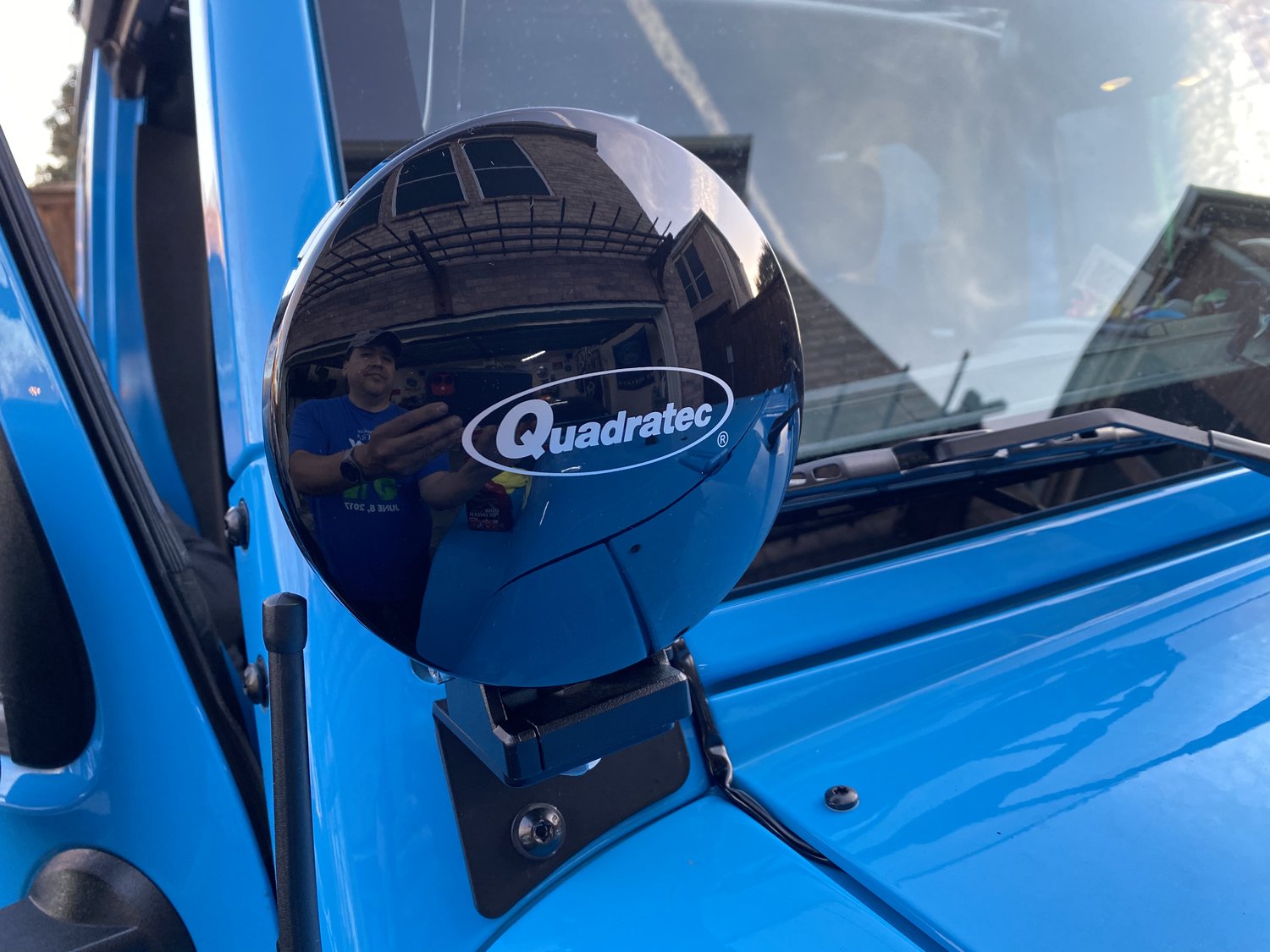 Quadratec 6" Round LED Light | Quadratec