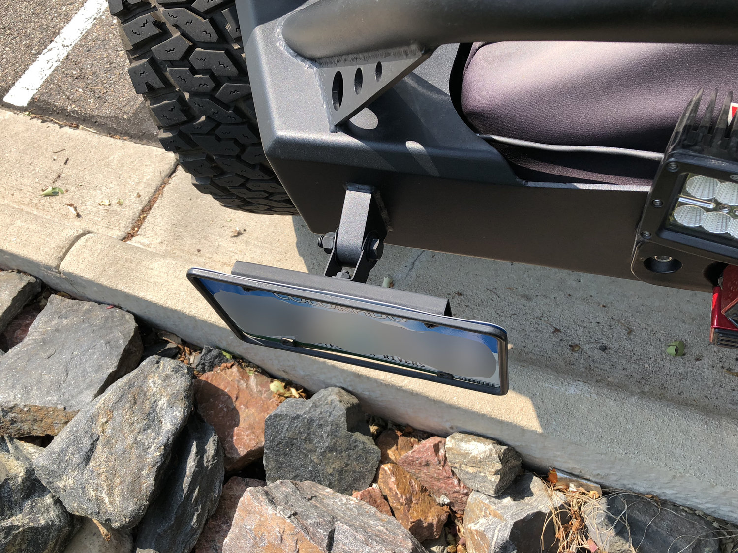 Kentrol 80706 Shackle Mounted License Plate Bracket | Quadratec