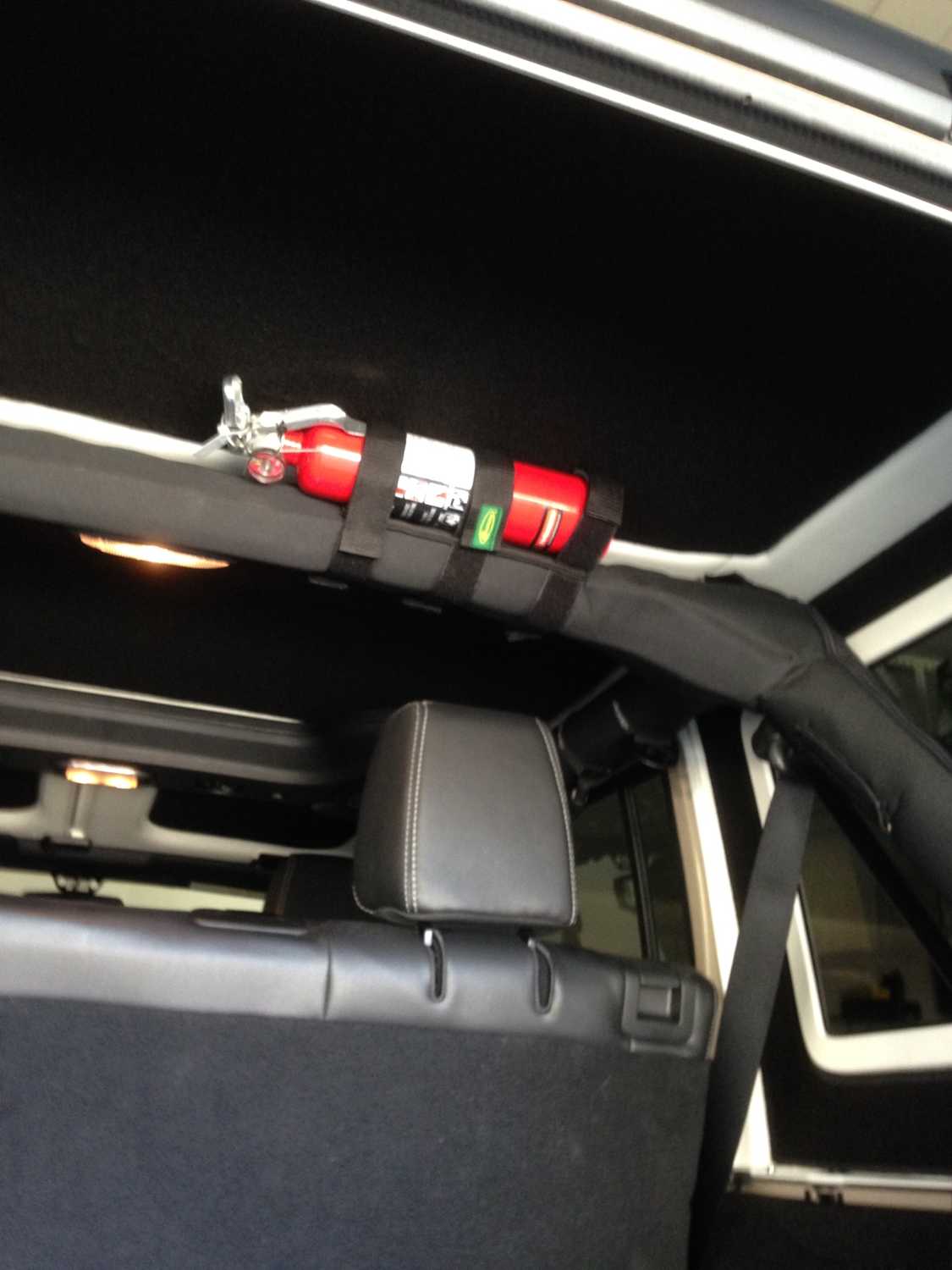 Quadratec Nylon Strap Large Fire Extinguisher Holder | Quadratec