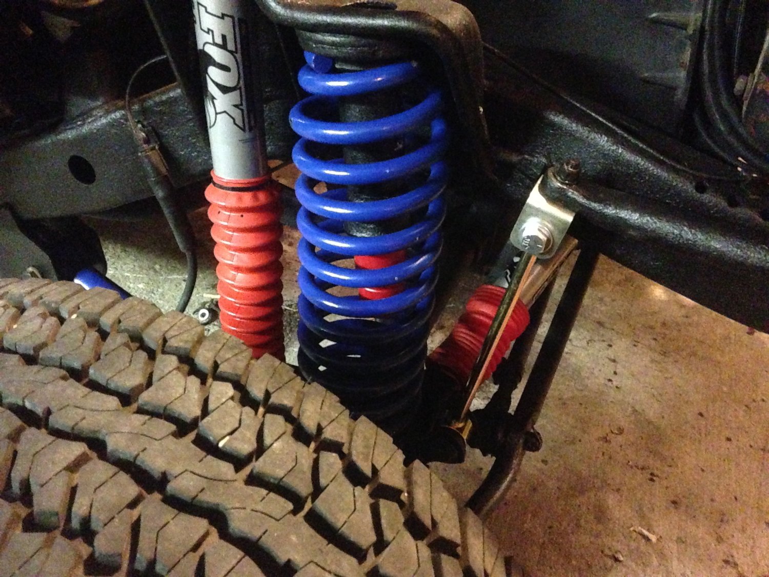 Daystar Polyurethane Shock Boots | Quadratec