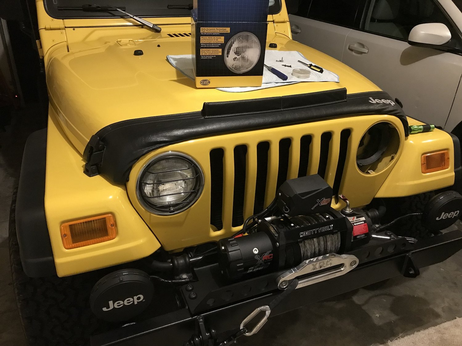 Hella 002395801 7" Round E-Code (ECE) H4 Conversion Headlight Kit ...