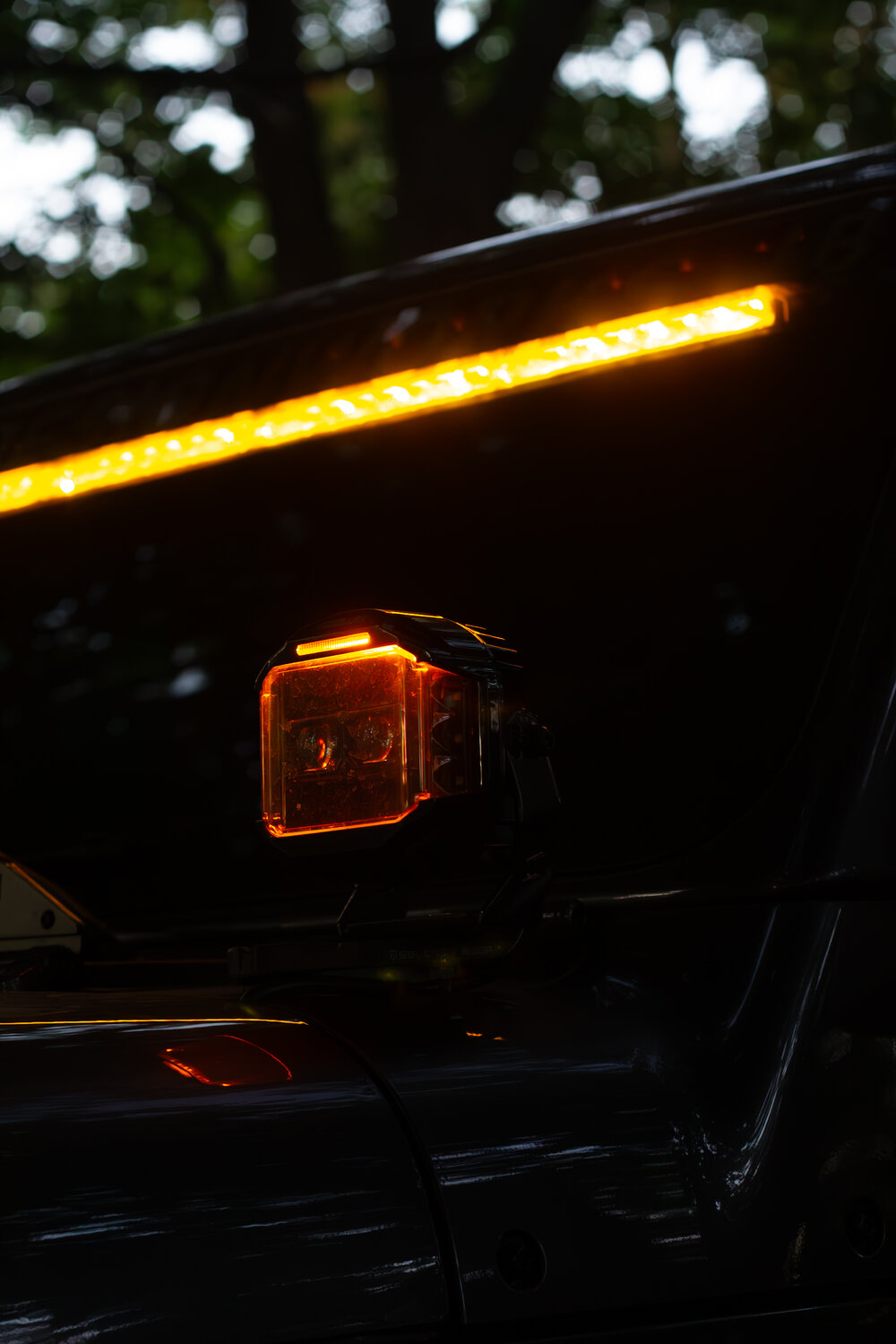 Quadratec STEALTH LED Auxiliary Radius Cube Lights | Quadratec