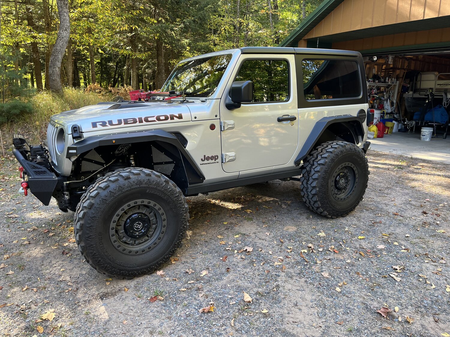 Quadratec Maximum Duty 2.5in Coil Spring Suspension Lift Kit for 18-23 ...