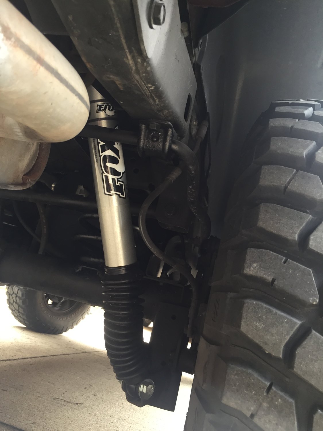 Fox® Racing Shox Rear 2.0 Performance Series IFP Shock for 07-18 Jeep ...